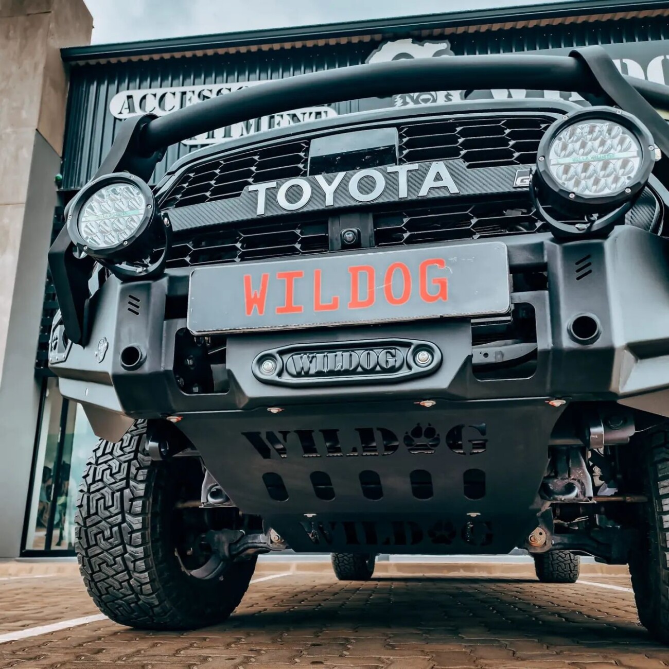 Toyota Hilux GR-S Wildog Hunter Bull Bar - HJM Offroad 4x4 Accessories